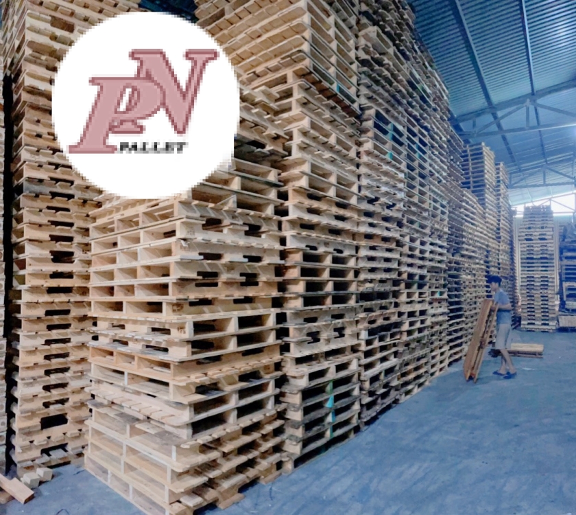 Pallet Gỗ Tràm Đồng Nai mẫu vuông kích thước 1150x1150 đạt chuẩn xuất khẩu
